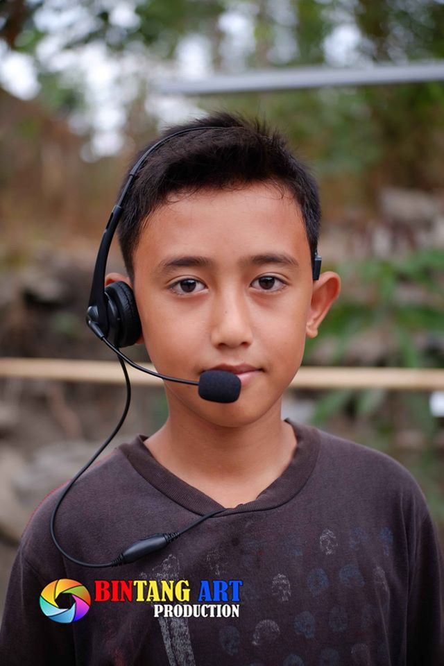 Lebih Percaya Diri Dengan Headset Pro HT Baofeng - bintang art studios