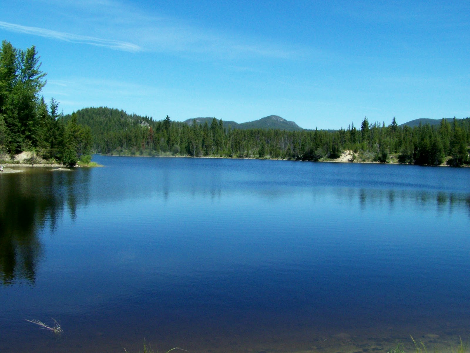 Lakes,Trails and Tales of the Golden Triangle: Elenor and Naramata Lakes