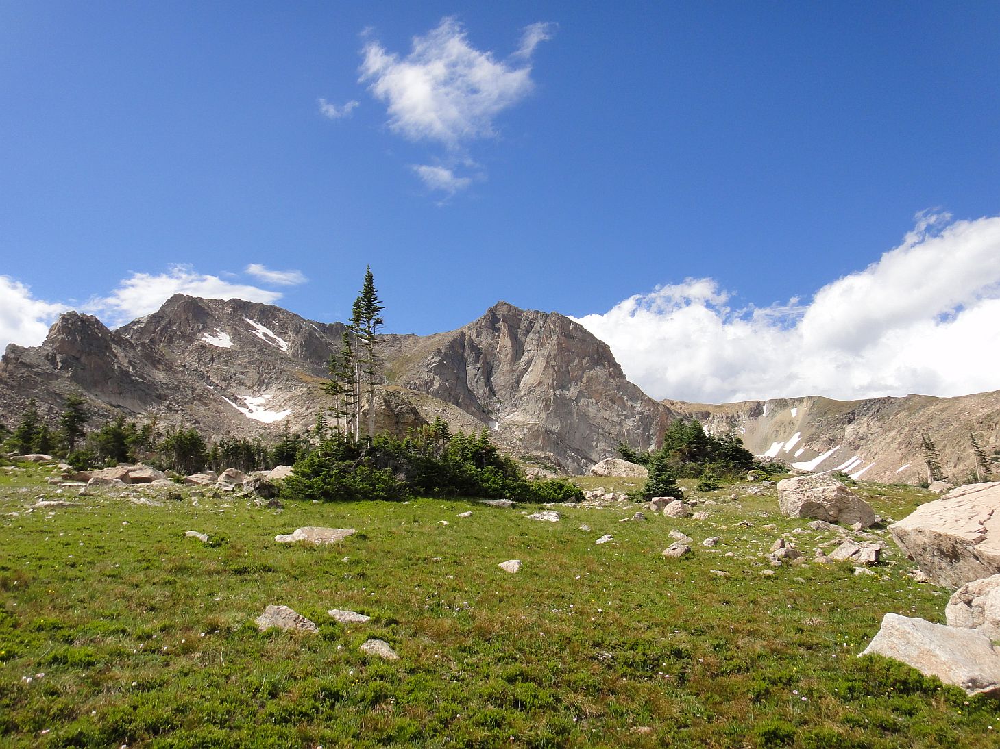 Hiking Rocky Mountain National Park: Mt. Alice via Hourglass Ridge.