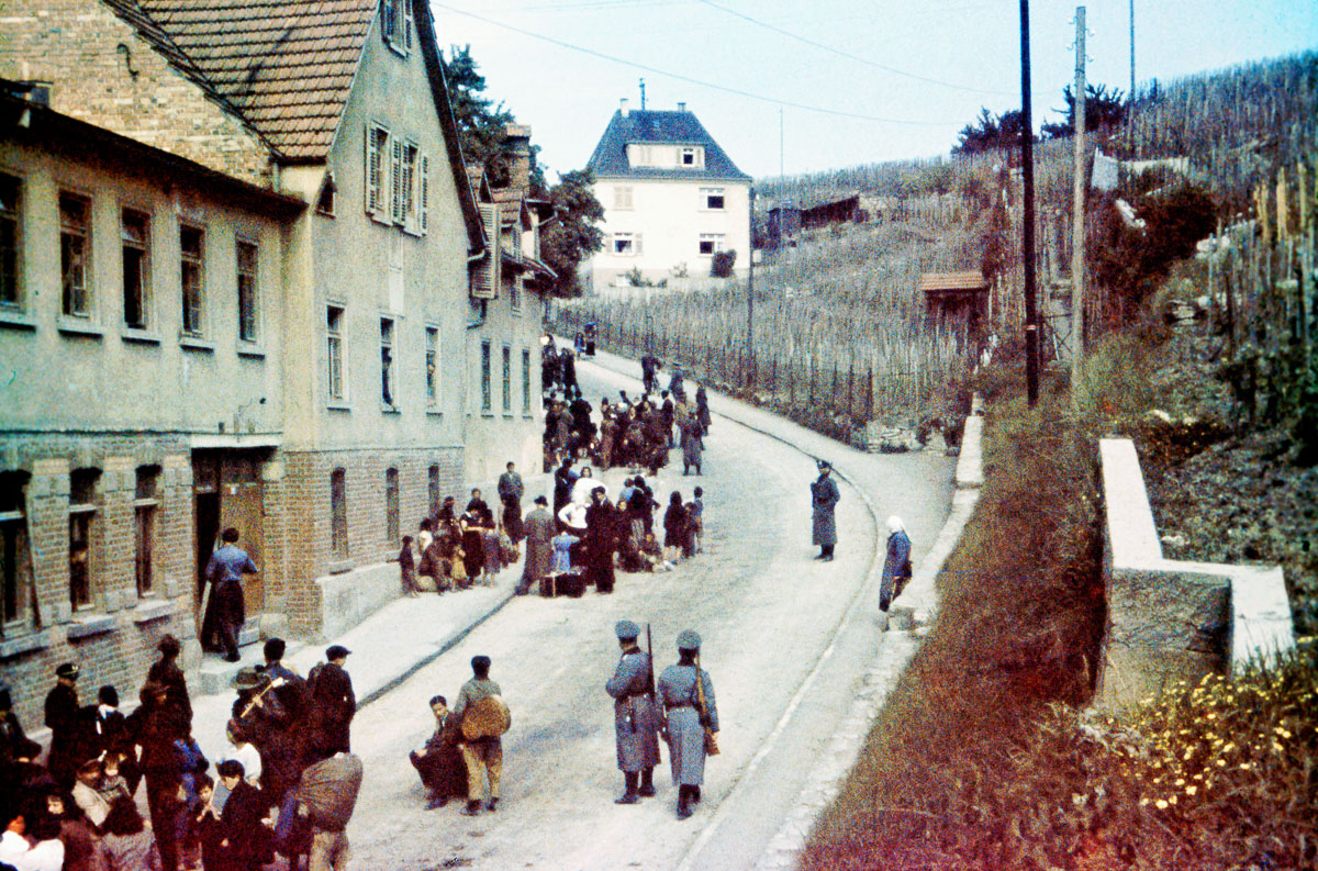 Rare Color Photos of the Nazi Regime Isolate and Eventually Destroy the ...