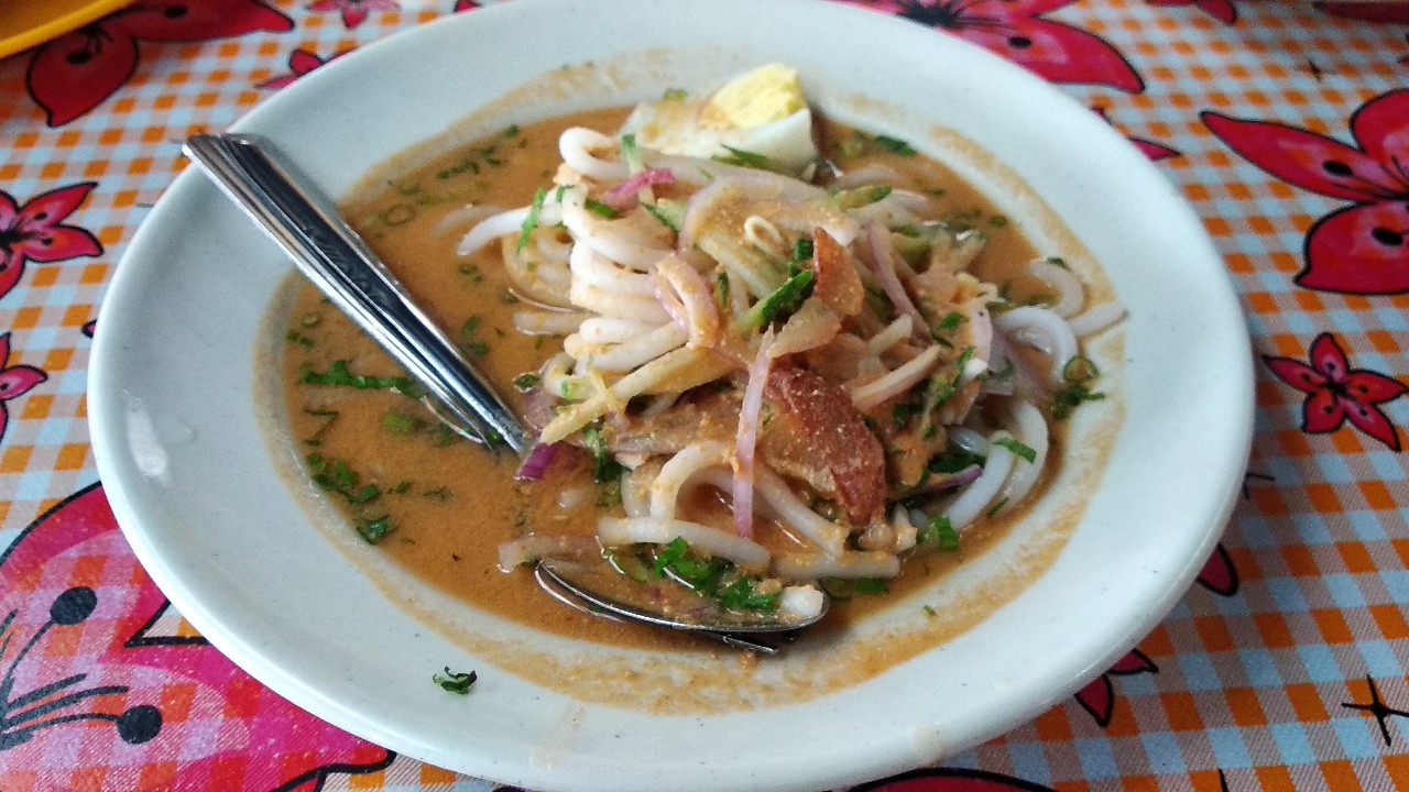 DboystudioMakan: Nat Pokok Getah dan Nat Simpang Empat | Perlis