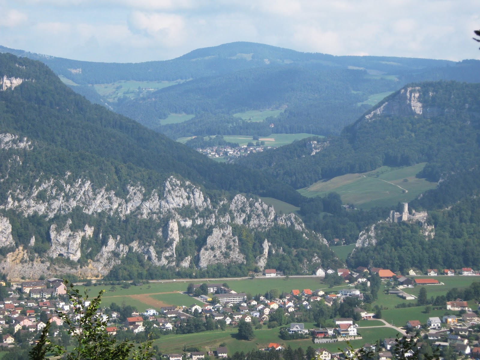 Wanderlust: Balsthal-Thalbrücke – Roggen – Holderbank SO – Balsthal, 20 ...