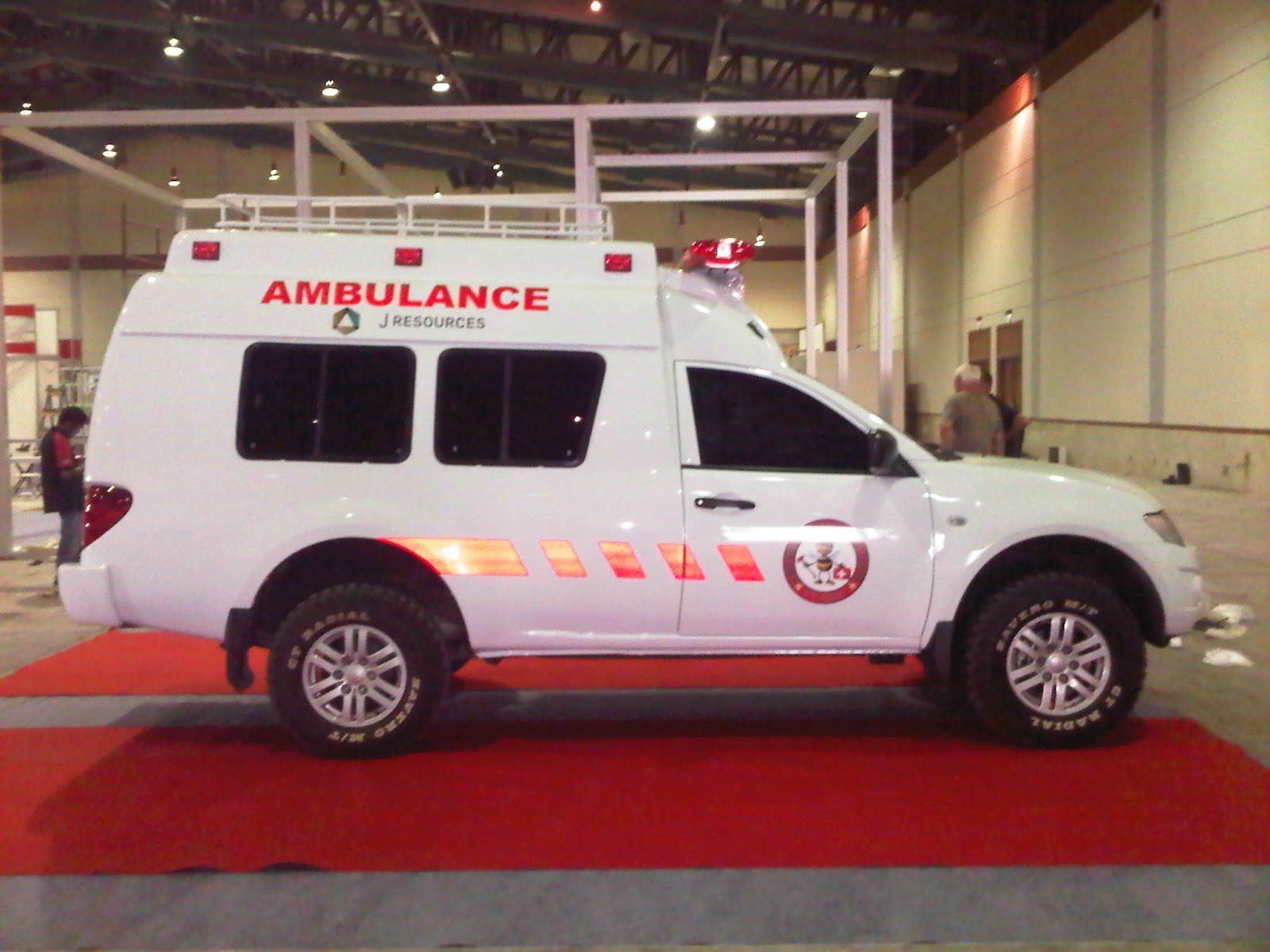 DEALER MOBIL AMBULANCE: Menjual Ambulance 4x4 085770910156 - 085319224067