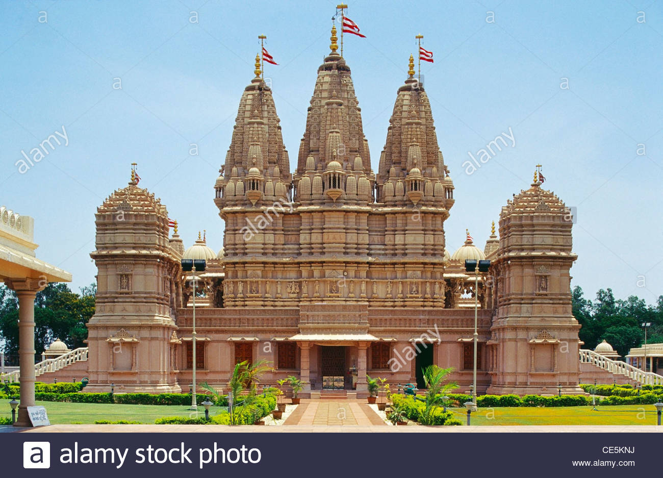 Swaminarayan temples of the Swaminarayan sect of Gujarat scattered all ...