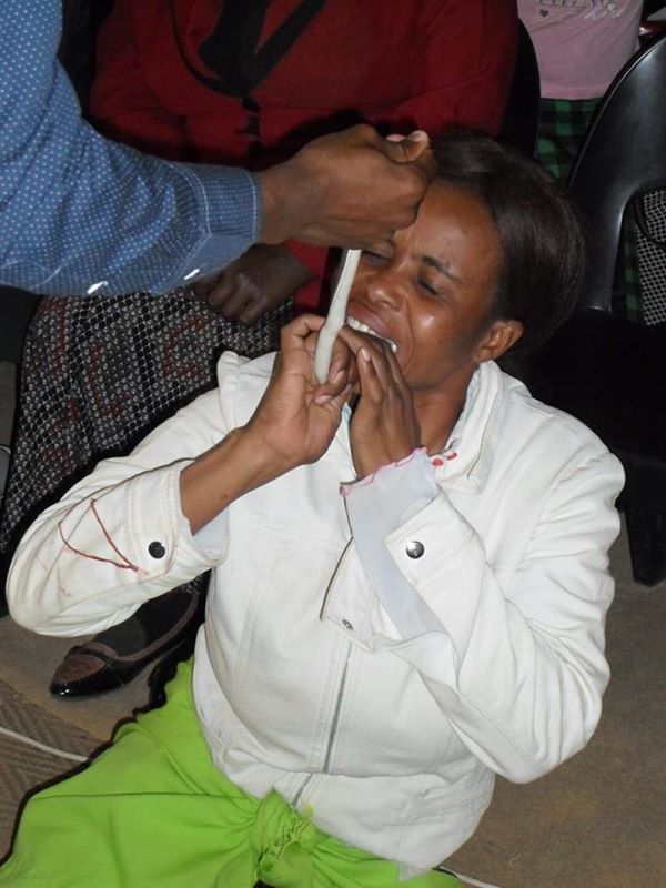 Pastor makes congregation eat snakes - Pastor Penuel Mnguni.