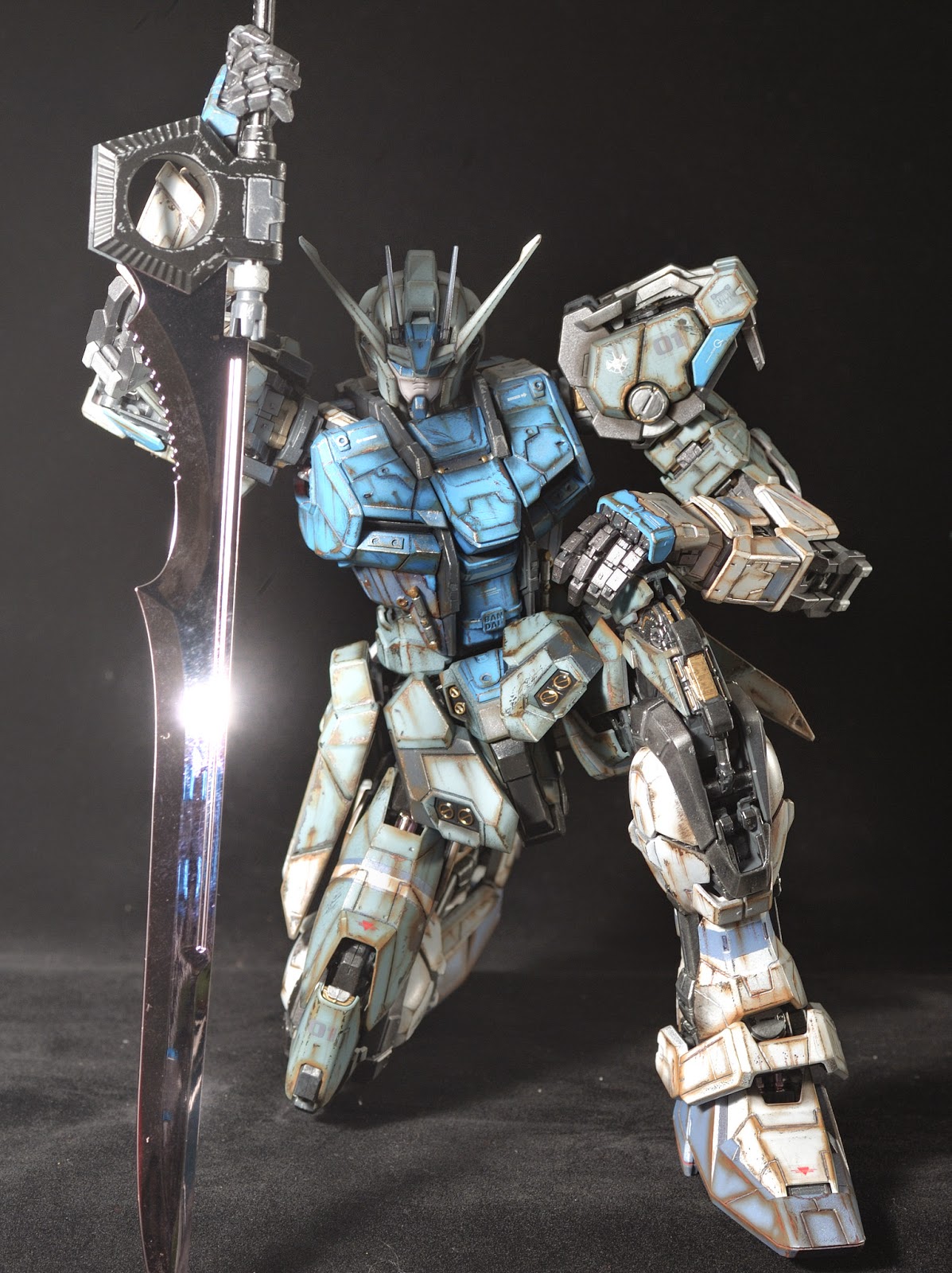 Custom Build: PG 1/60 Strike Rouge "Detailed"