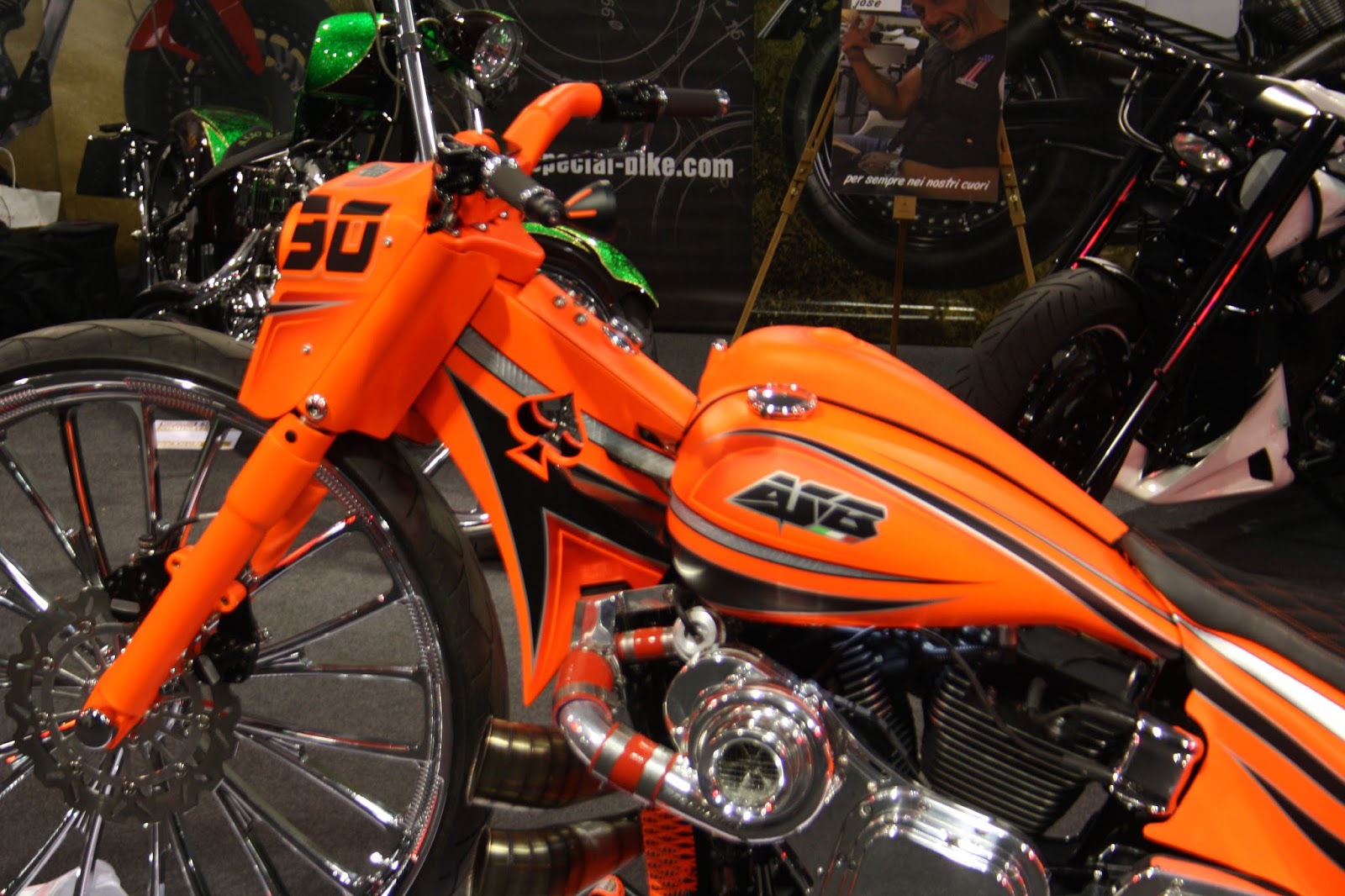 DUECILINDRI: MBE 2017 feat Asso Special Bike and the Winner