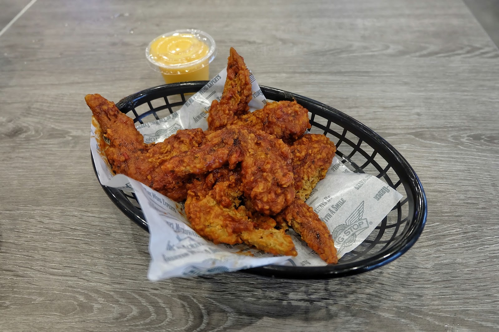 WINGSTOP BOGOR : Chicken Wings dengan Bumbu Varian Unik - AP'S Food Journal