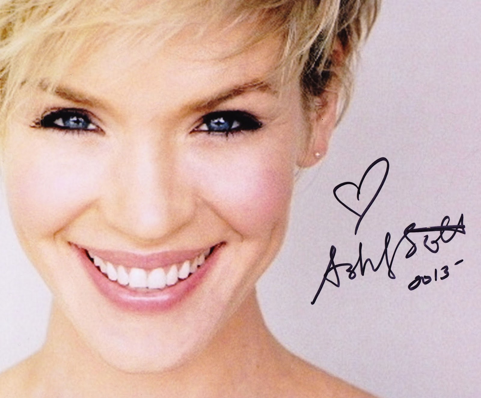Ashley Scott #SDCC 2013 | Autograph Hound's Blah Blah Blog