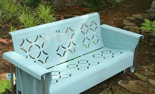 ~Chalk Paint® Tutorial Series for Outdoor Pieces~ | Lady Butterbug