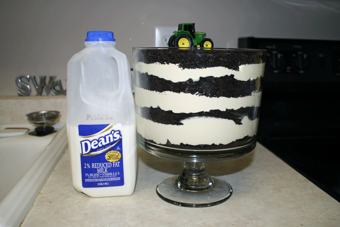 Gal in the Middle: Dirt Pudding for my Farmer Dad