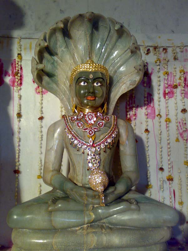 THE JAIN UNIVERSE: LORD PARSHVANATH - 23rd JAIN TIRTHANKAR