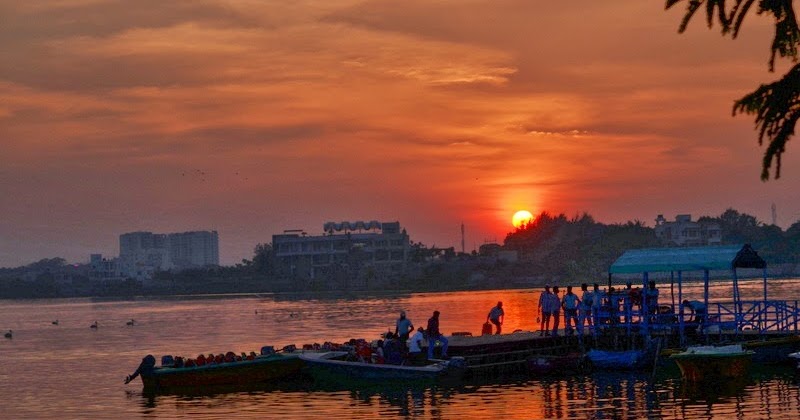 Skywatch-Sunset at Muttukadu, ECR, Chennai - eNidhi India Travel Blog