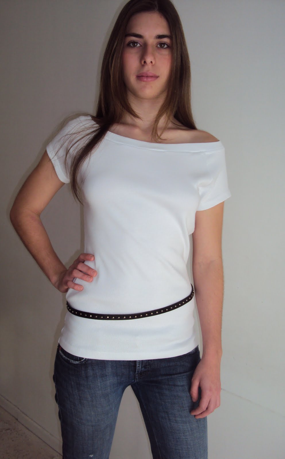 Andrea Pedroni Consultoria e representação de Moda: Studio Basico