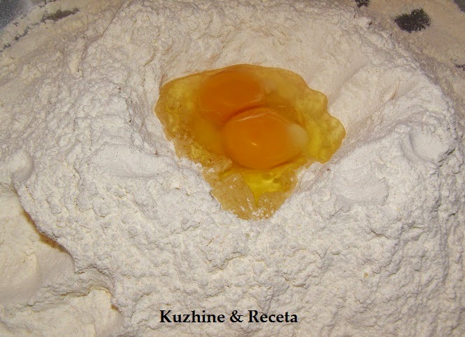 Kuzhine - Receta: Kulac me sode dhe kos