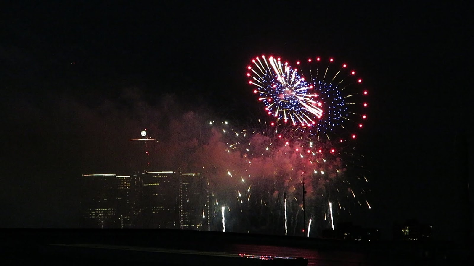 Toronto Grand Prix Tourist - A Toronto Blog: Ford Fireworks Finale - A ...