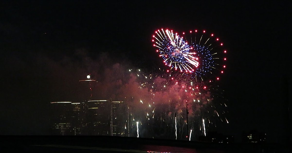 Toronto Grand Prix Tourist - A Toronto Blog: Ford Fireworks Finale - A ...