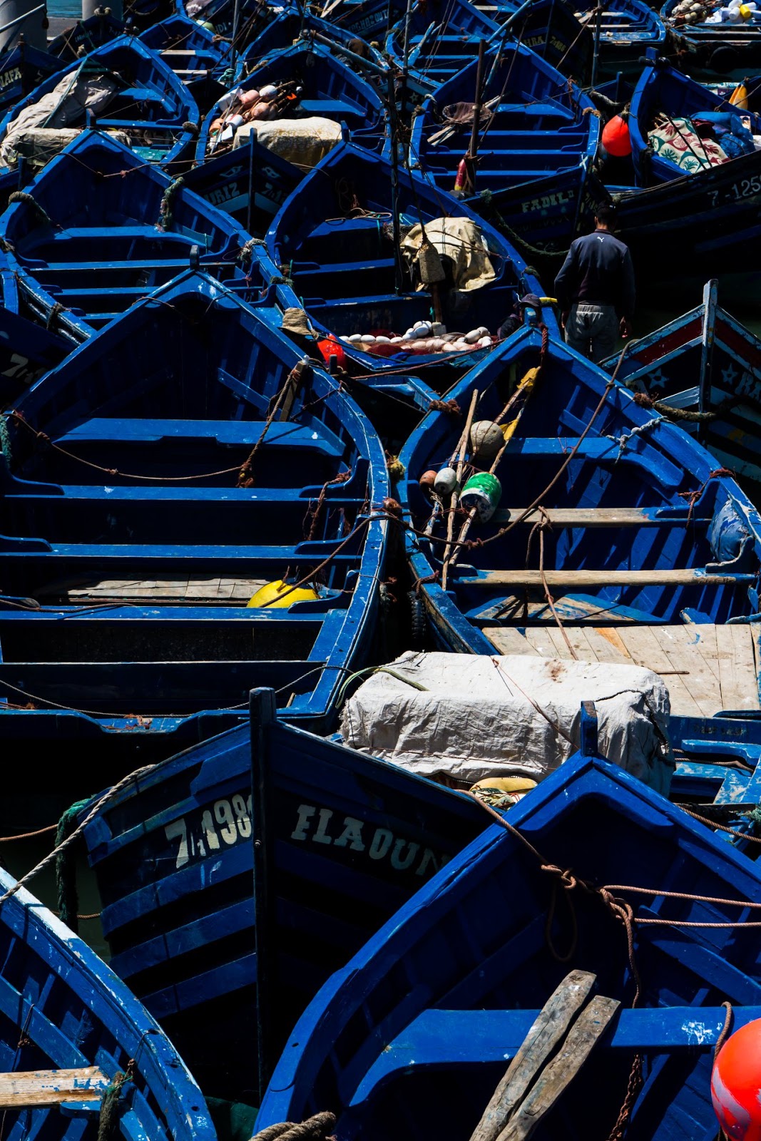 Área3 Photo: PROYECTO CROMOZ (EXPOSICIÓN) Cafetería Airas Nunes ...