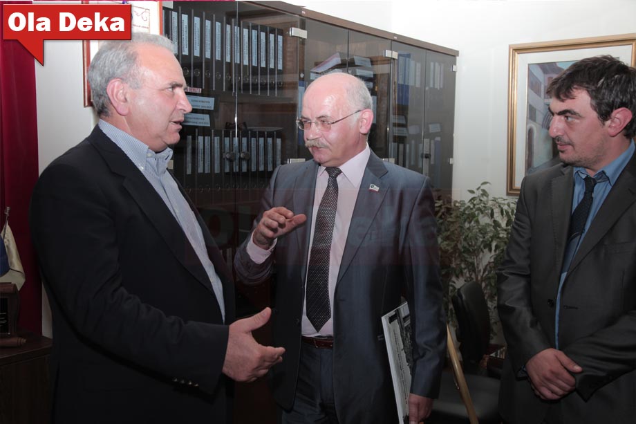 ΑΠΟΚΛΕΙΣΤΙΚΟ-Καστοριά: ΕΡΧΟΝΤΑΙ ΤΑ ΡΩΣΙΚΑ ΚΕΦΑΛΑΙΑ ΣΤΗΝ ΚΑΣΤΟΡΙΑ - OlaDeka