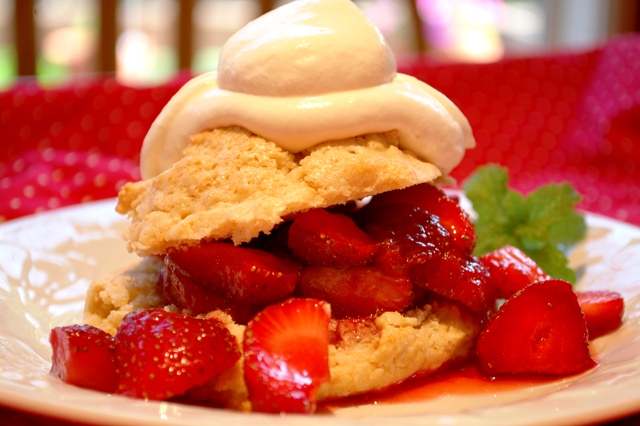 garden2gourmet: Strawberry Ginger Shortcake with Chevre Whipped Cream