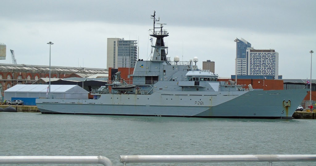 Clyde Naval Gazing: HMS Tyne