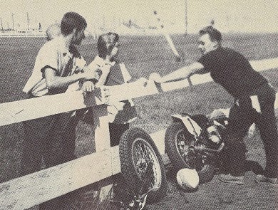 Noot: Carroll Resweber