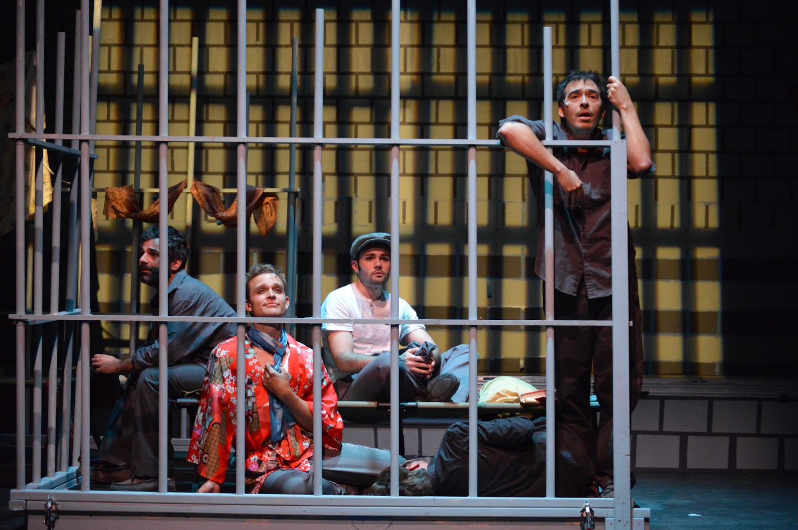 PHX Stages: reviews - KISS OF THE SPIDER WOMAN - Scottsdale Musical ...