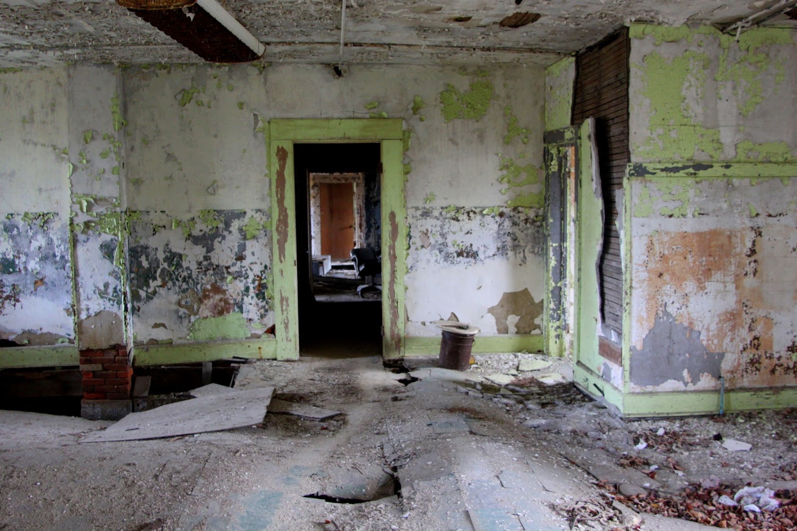 Cool Things Around ELO: Inside the Poorhouse