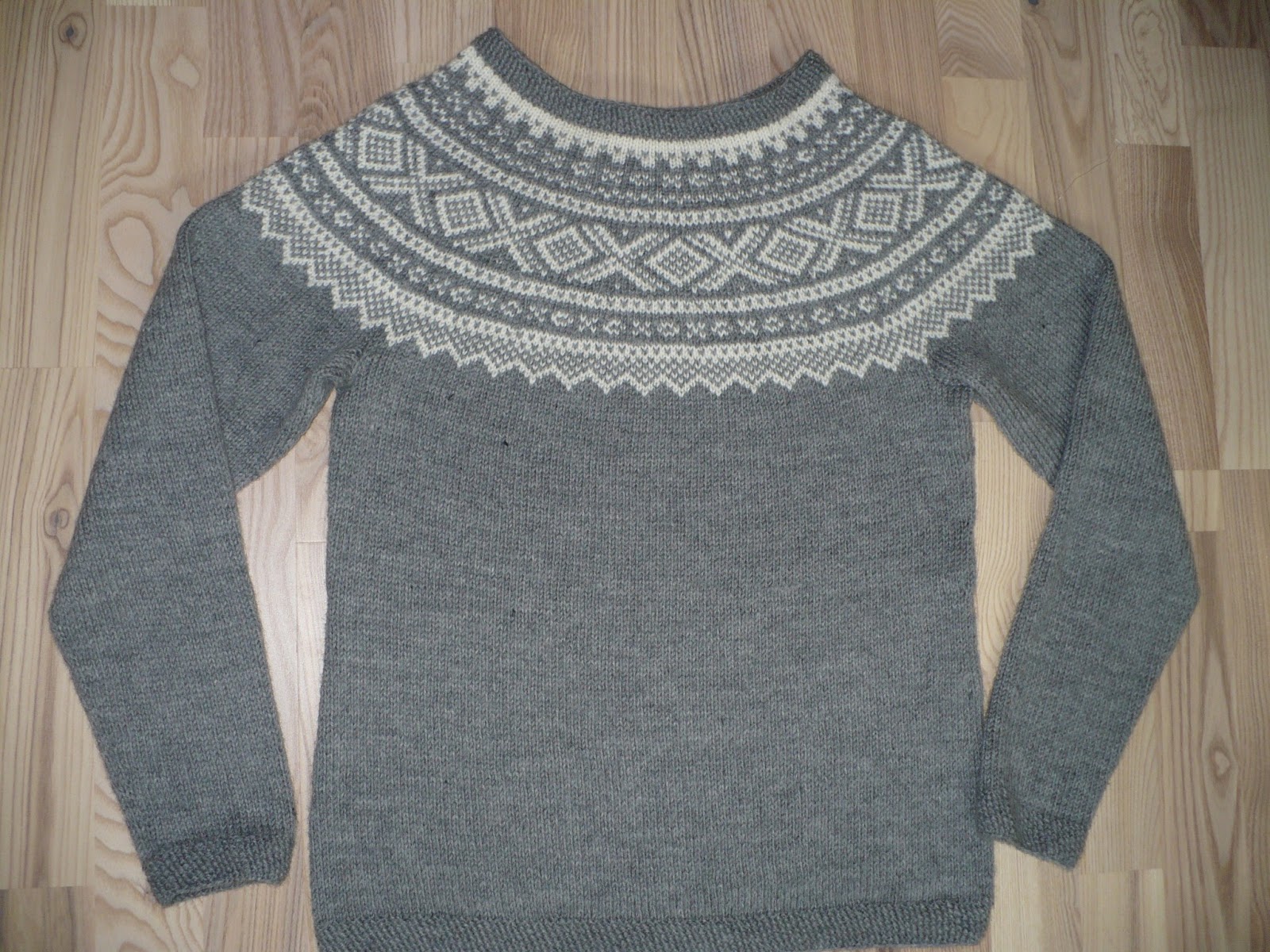 Noor-Strikk: Grått og flott!