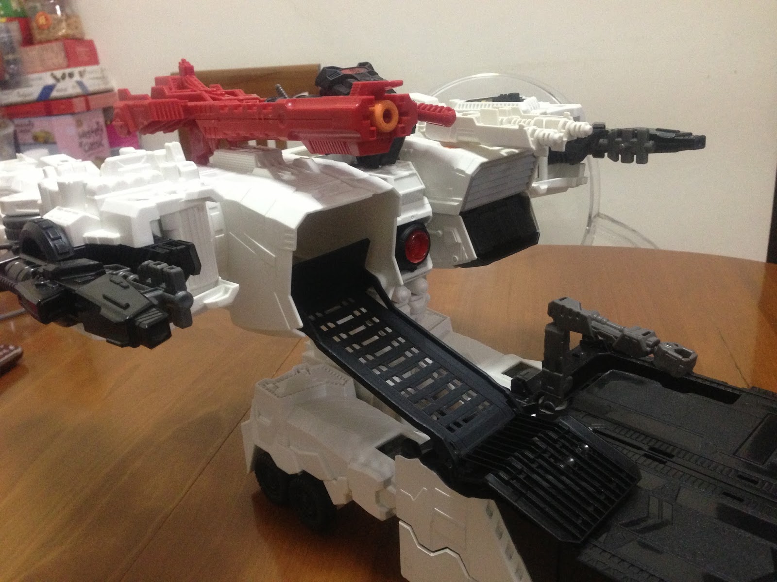 The Cave Collection: Fall Of Cybertron (FOC) Metroplex.