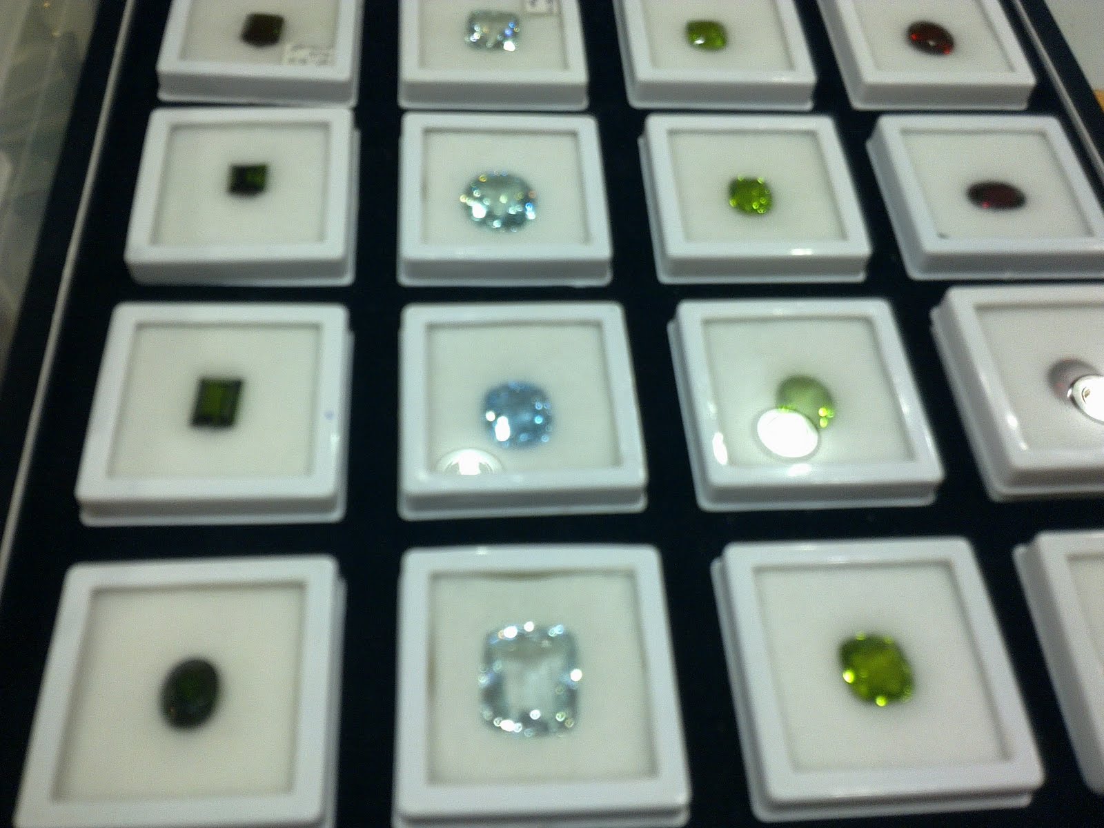 what u give, u get back!!: Batu Batan Sri Lanka (Sticky Post sampai ari ...