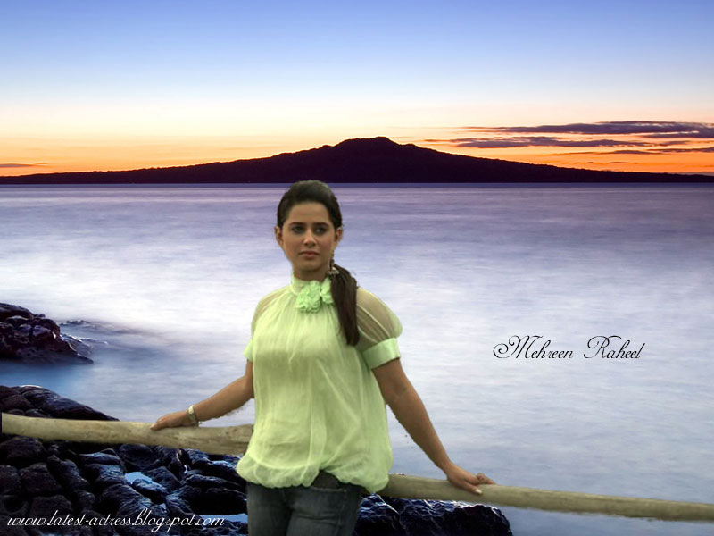 Mehreen Raheel Wallpapers (800x600)