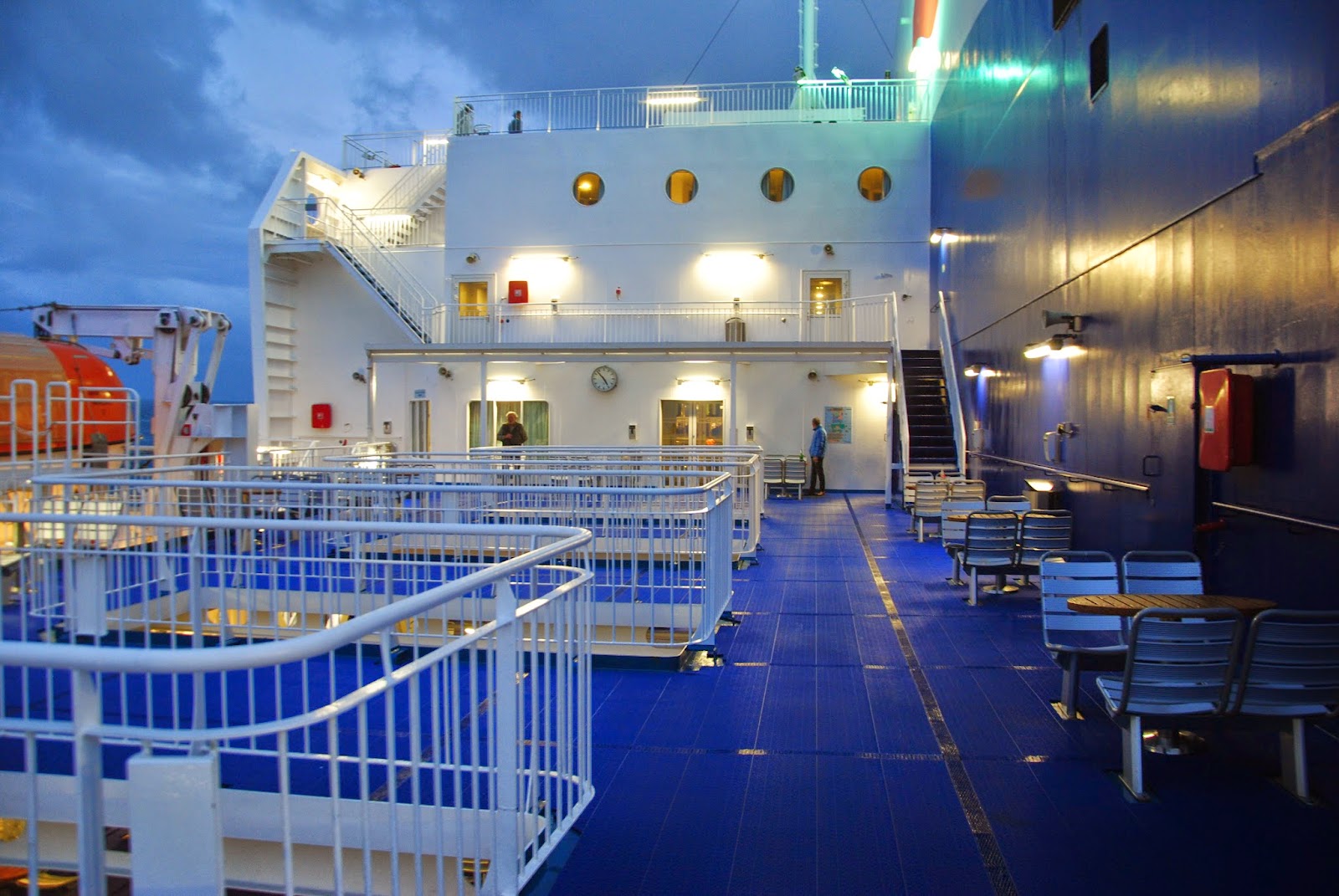BRITTANY FERRIES: ARMORIQUE ar sea
