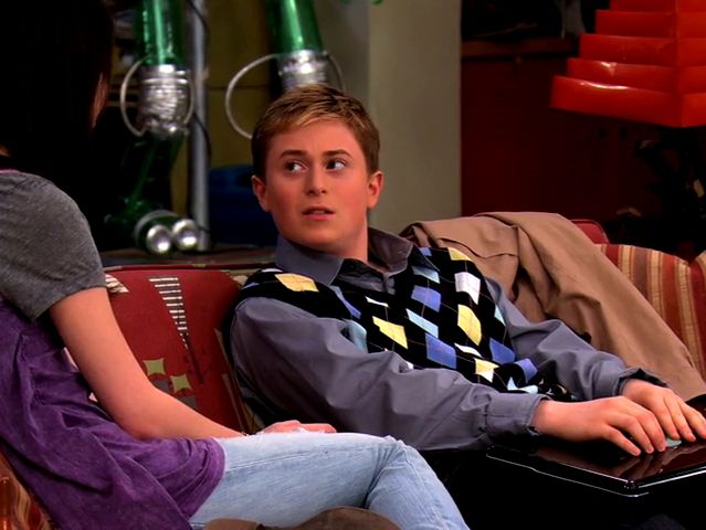 A esto se dedica ahora Nevel Papperman de 'iCarly' | El HIT GUATE RADIO