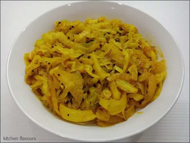 kitchen flavours: Simply Spiced Spring Cabbage