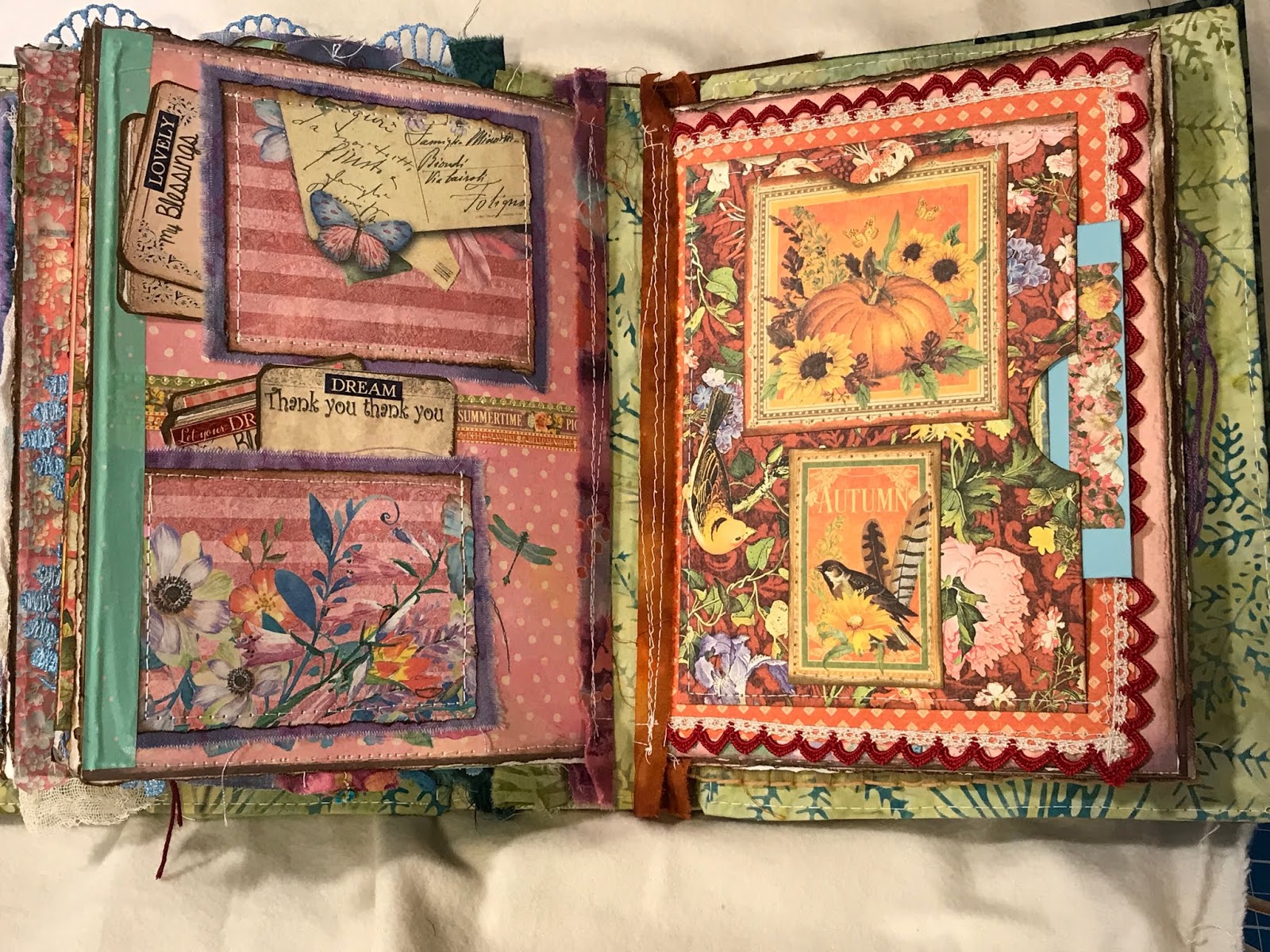 Grandmas laces: 2020 Seasons of Gratitude Year Long Journal