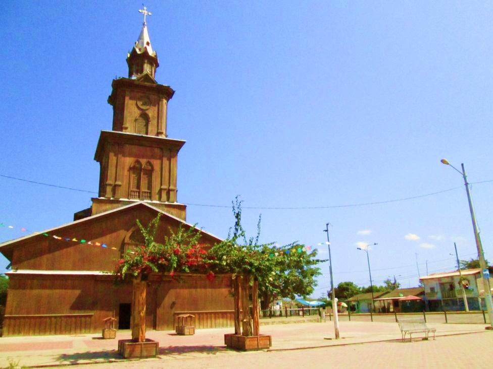 Literal y Absurdo: Colonche, paz y fe