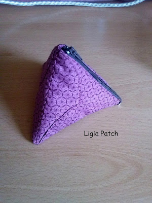 Ligia Patch: MONEDERO PIRAMIDAL y OTRAS TENTACIONES