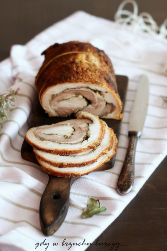 Gdy w brzuchu burczy... : Pieczony rolowany boczek