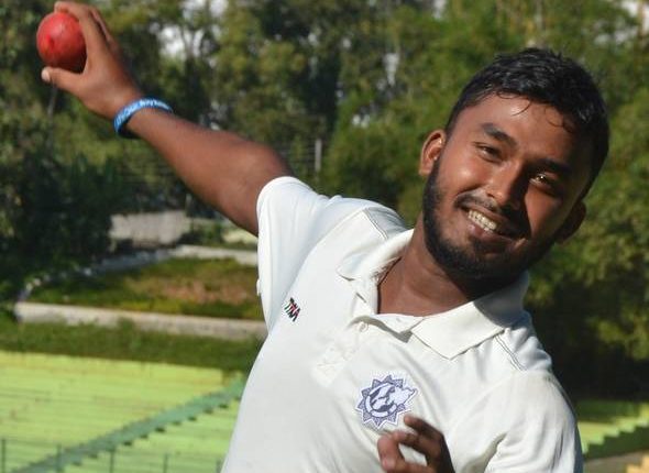 Prithvi Raj Yarra ,Andhra cricketer playing for KKR