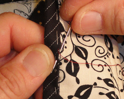 Needles 'n' Knowledge: Binding Tutorial: Finishing the Second Edge