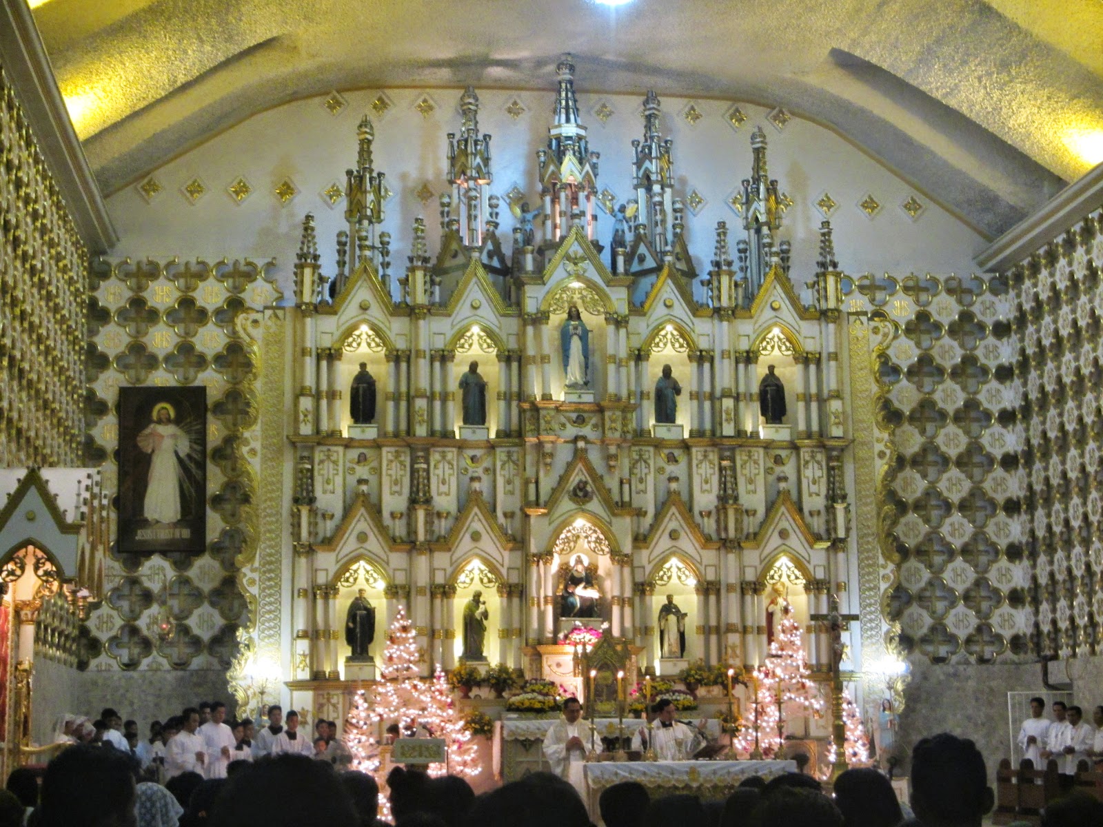LEXICAL CROWN: SAINTS PETER AND PAUL CATHEDRAL (CALBAYOG CITY)