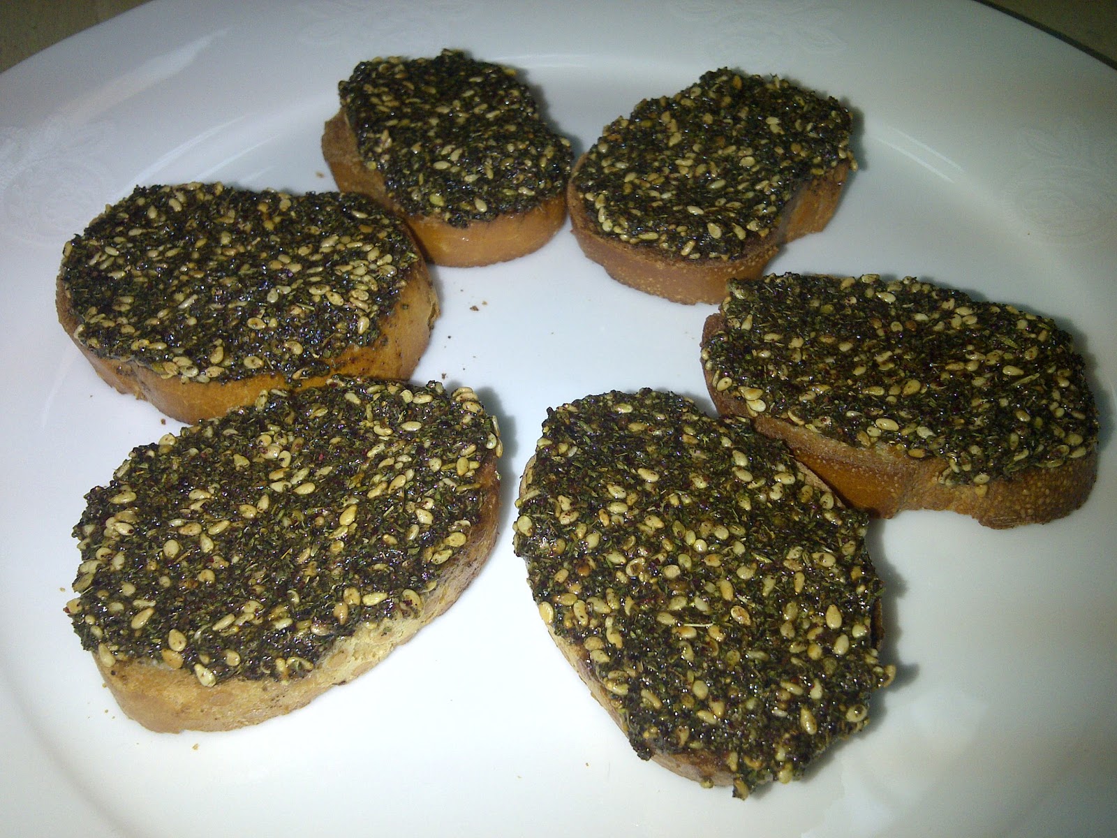 Maryam's Culinary Wonders: 265. Zait wa Zaatar: Zaatar Toasties
