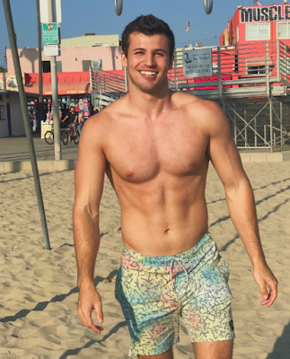 kenneth in the (212): Remains of the Day (08/13)