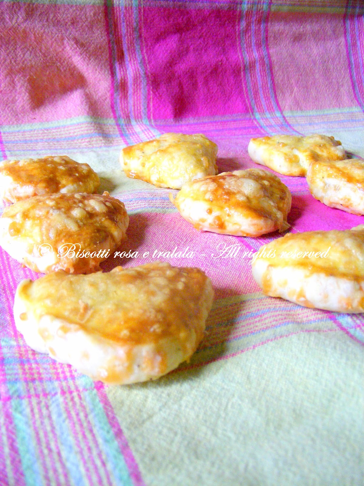 biscottirosaetralala: Ho il cuore di formaggio