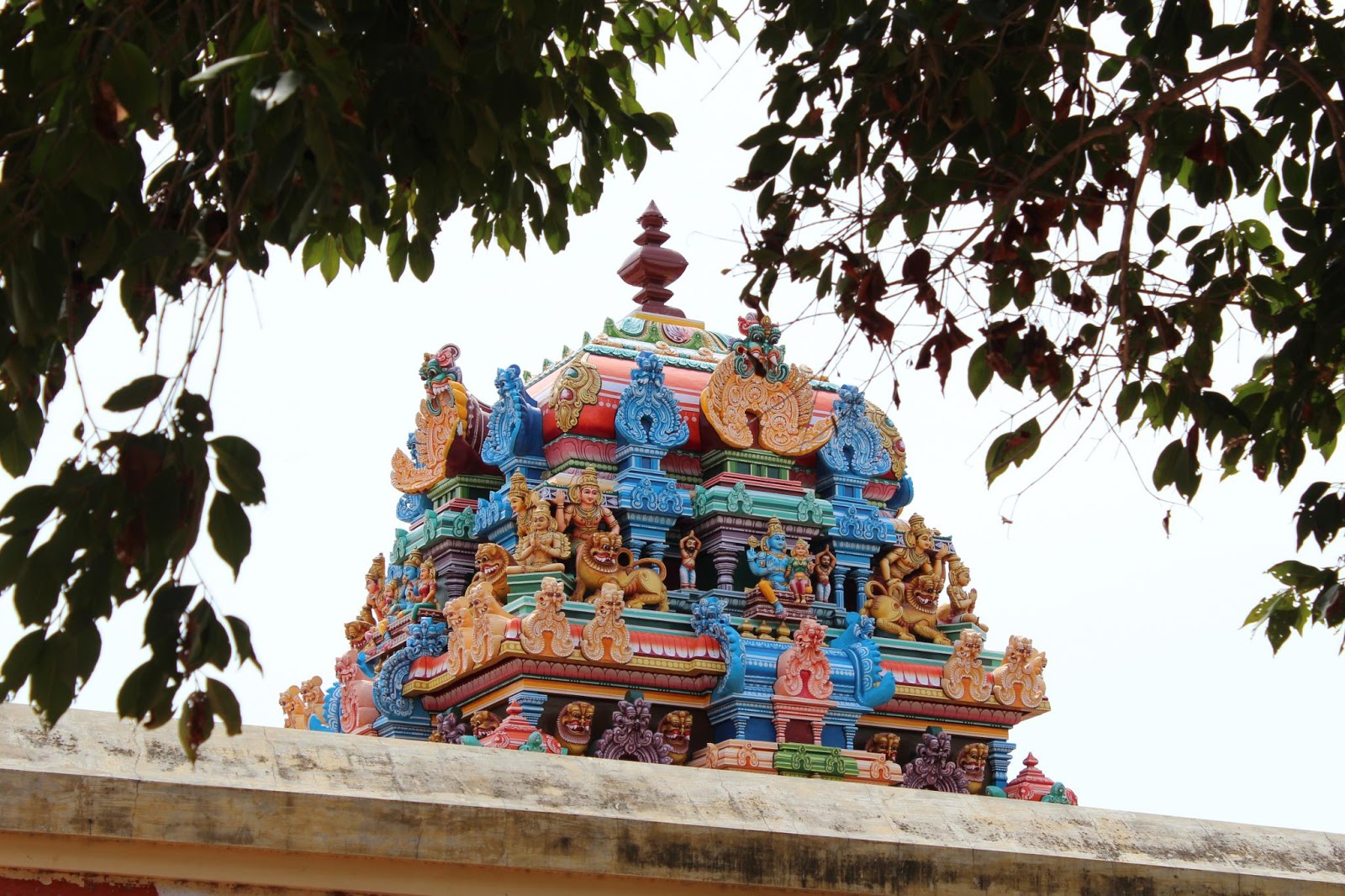 Tamilnadu Tourism: Makara Nedunkuzhaikathar Temple, Thenthiruperai ...
