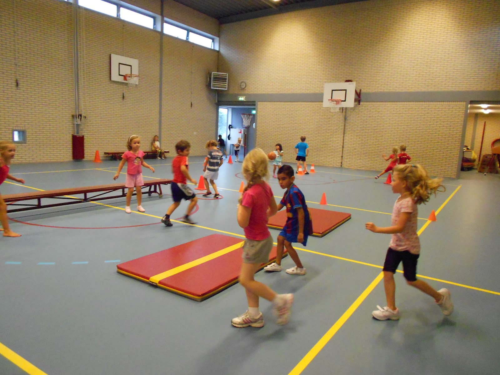 De Bongerd, groep 3C: De eerste gymles van groep 3c.