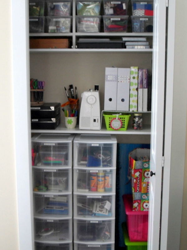 Home is Where my Heart is: Art Closet Reveal! Before and After....