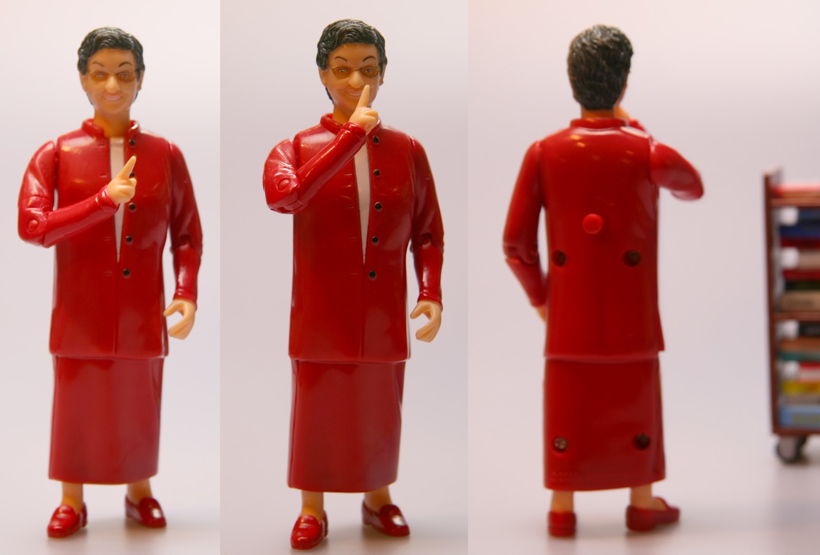 Plastic Heroines: Figure Review: Deluxe Librarian by Accoutrements