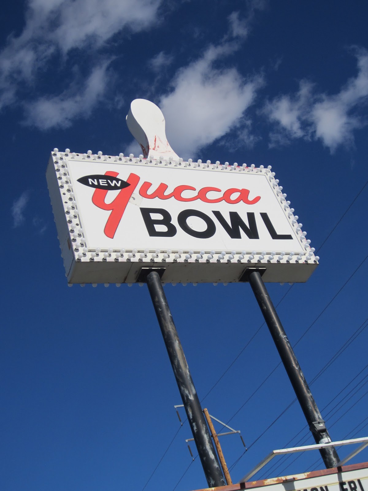 wacky tacky: Signs of the Times: Yucca Bowl